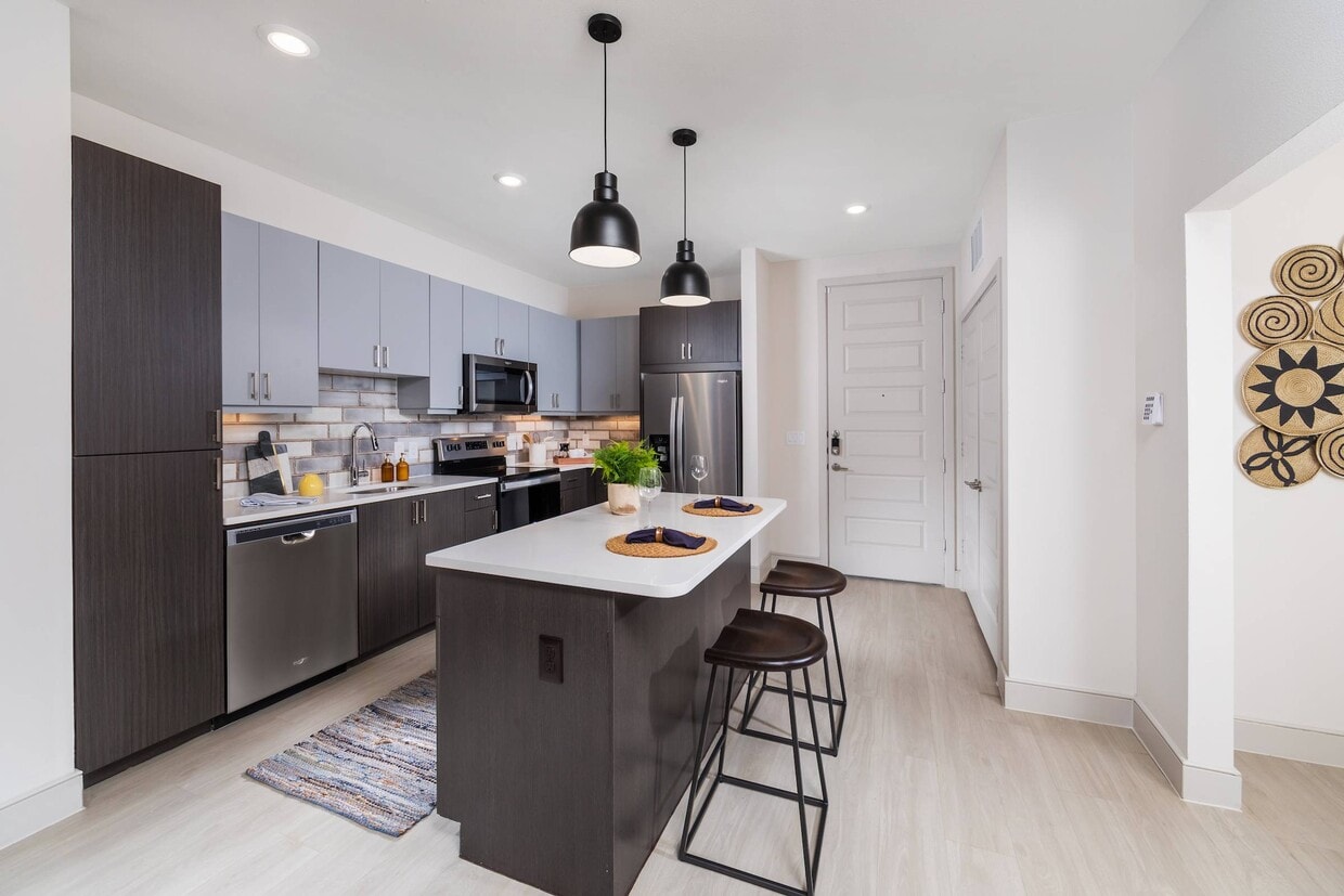 Fifteen15 South Lamar Apartments - 1515 S Lamar Blvd Austin, TX 78704 ...