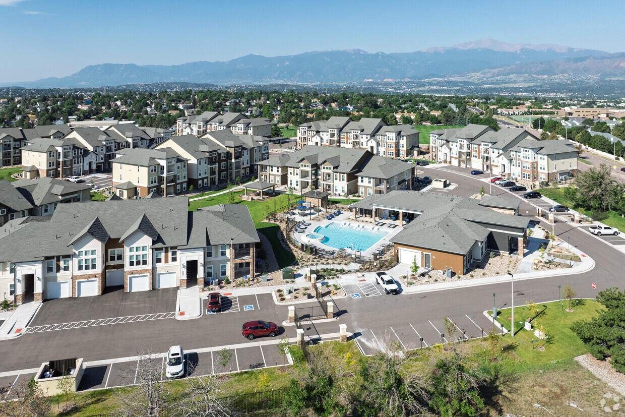 Fox Bridge on Union - 8015 Siltstone Pt Colorado Springs, CO 80920 ...