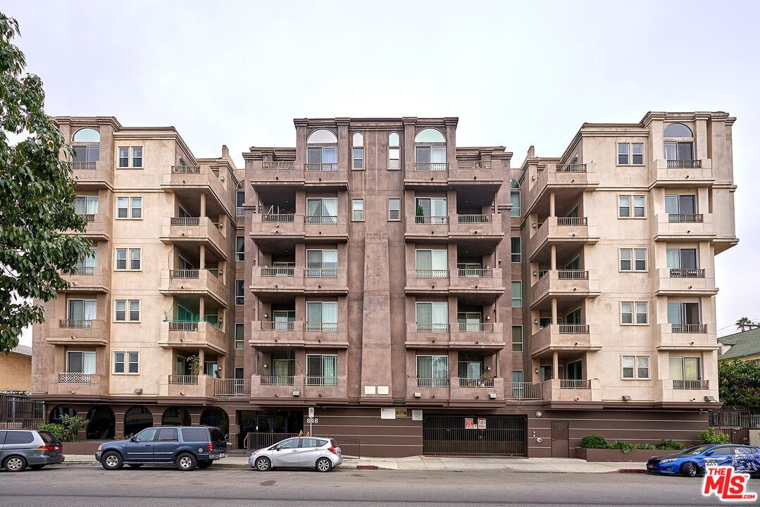 848 Irolo St Unit 301, Los Angeles, CA 90005 - Condo for Rent in Los Angeles, CA | Apartments.com