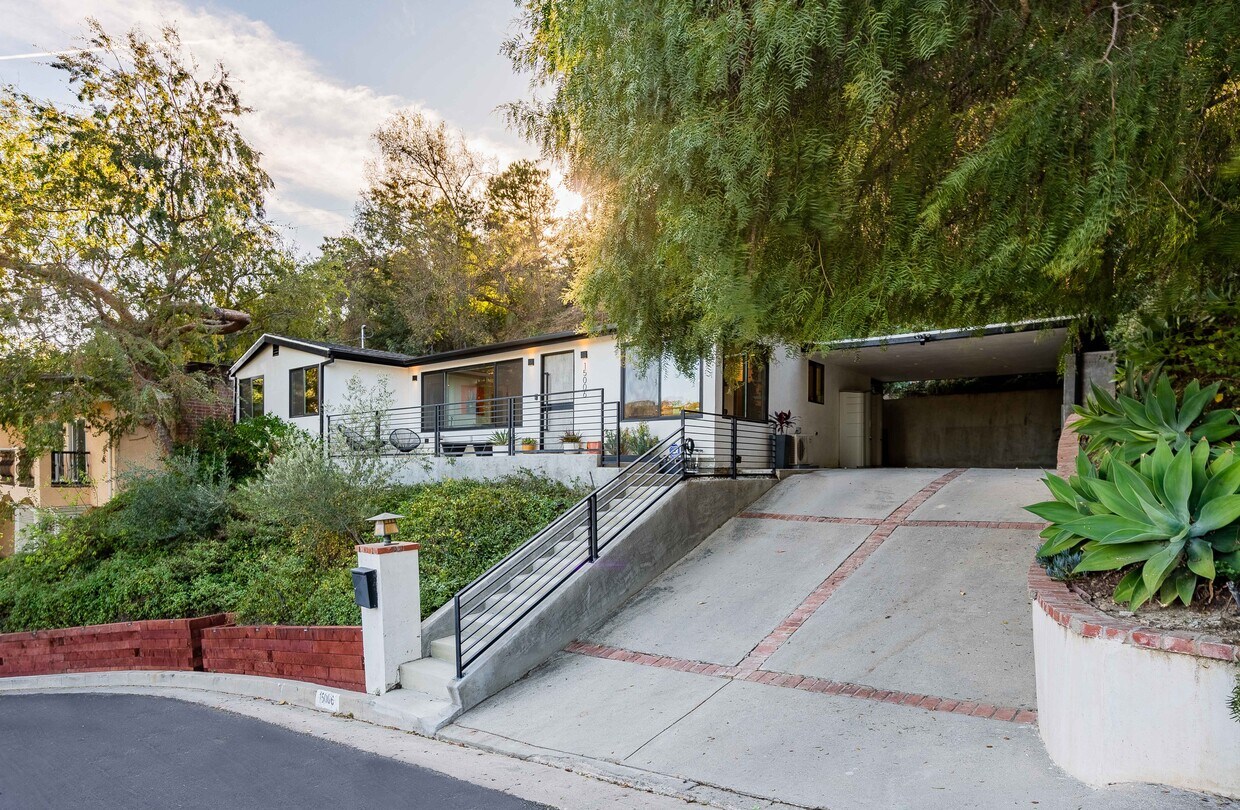 15006 Del Gado Dr, Los Angeles, CA 91403 - House Rental in Los Angeles, CA | Apartments.com
