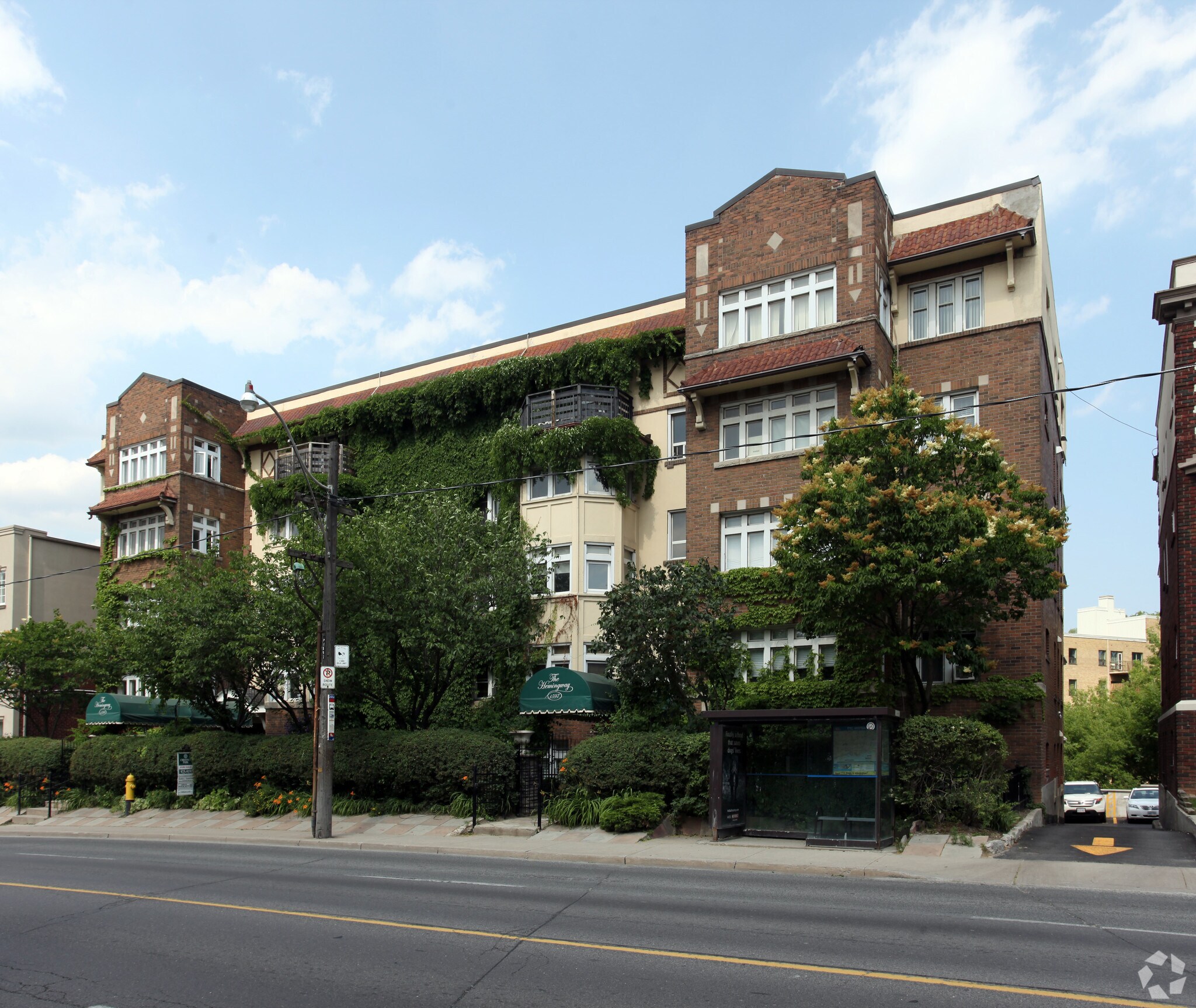 The Hemingway Apartments - 1597-1599 Bathurst St Toronto, ON ...