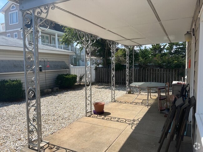 Midway Beach Apartments under $2,500 - Seaside Park, NJ - 4 Rentals ...