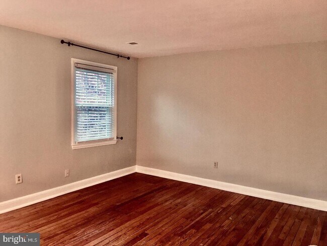 2912 13th Rd S Unit 203, Arlington, VA 22204 - Room for Rent in ...