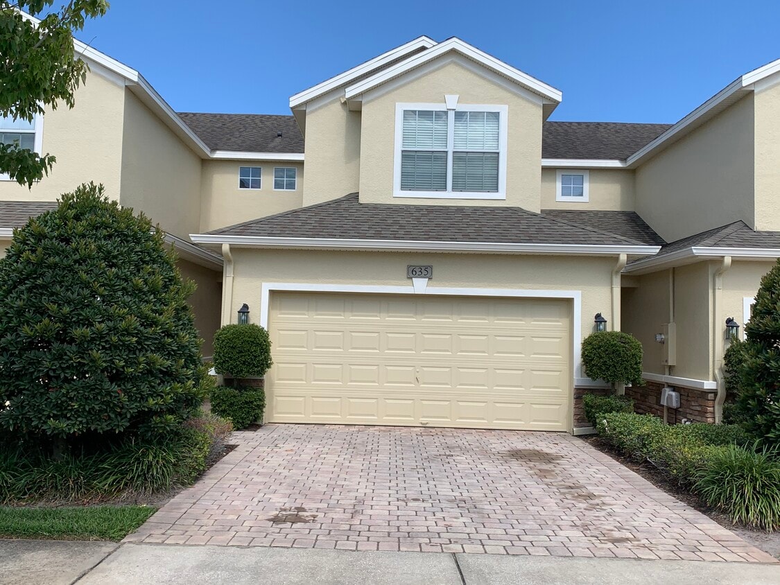 635 Woodland Terrace Blvd, Orlando, FL 32806 - Townhome Rentals in ...