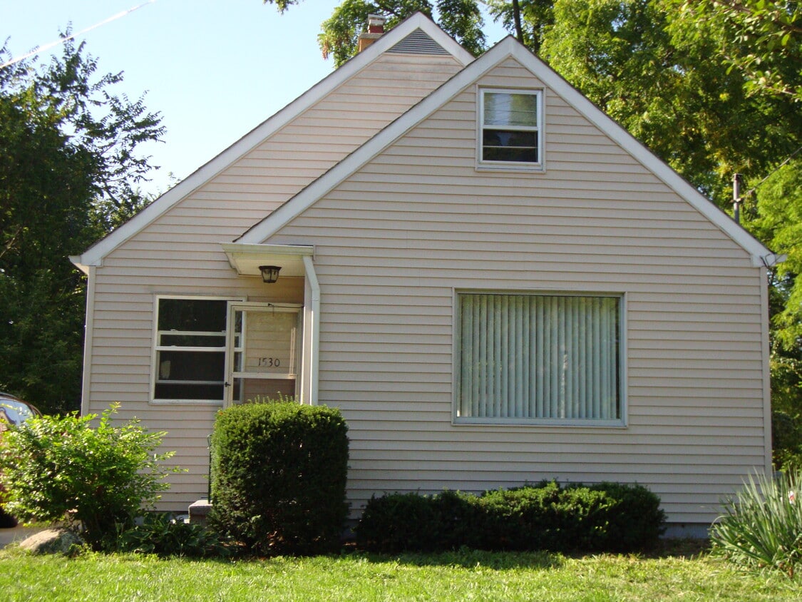 1530 Snyder Rd, East Lansing, MI 48823 - House Rental in East Lansing ...