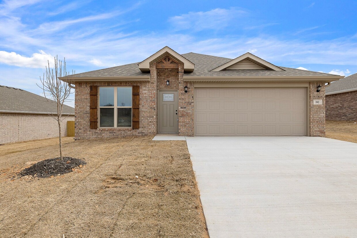 202 SW Vanessa St, Gentry, AR 72734 - House Rental in Gentry, AR ...