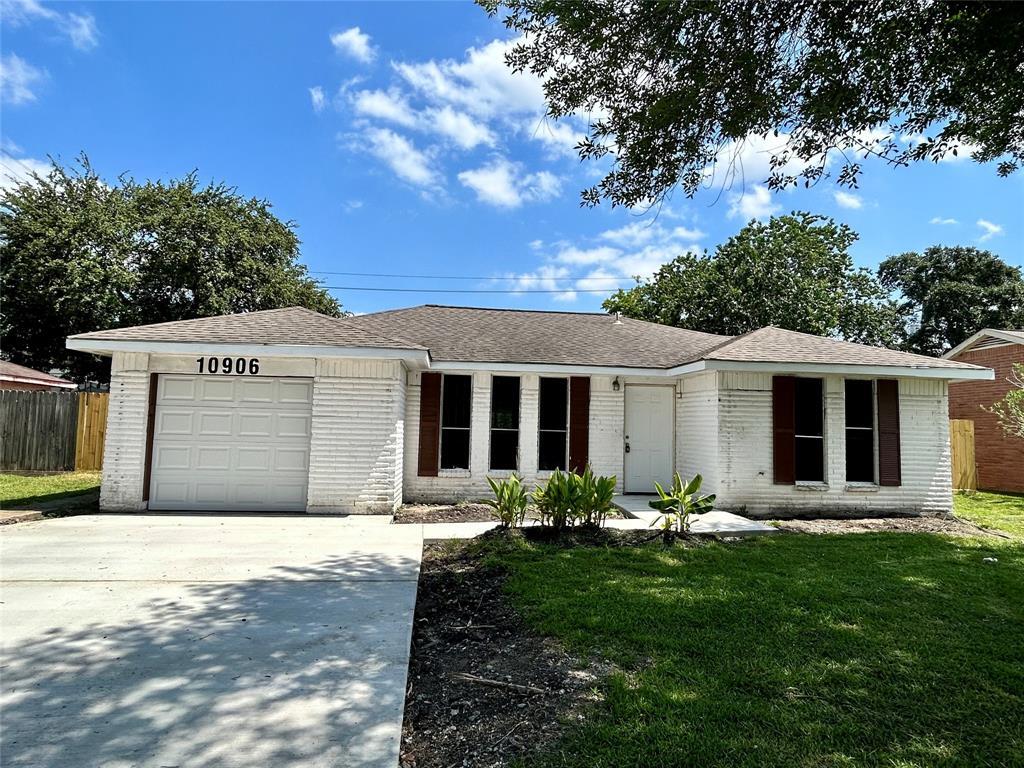 10906 Stroud Dr, Houston, TX 77072 - House Rental in Houston, TX ...