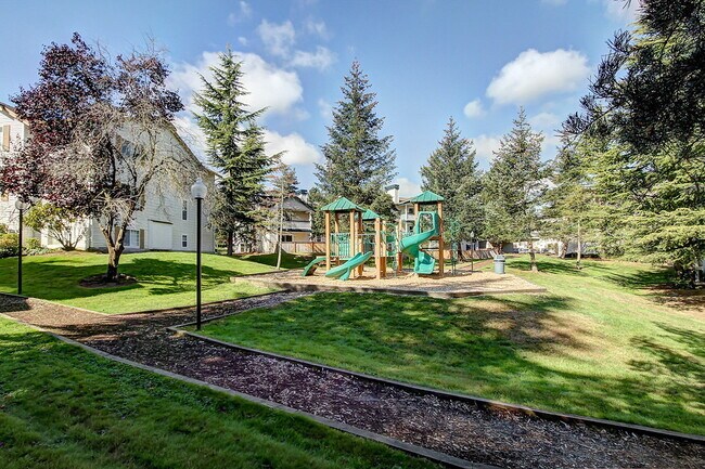 The Trails of Redmond - Apartments in Redmond, WA | Apartments.com