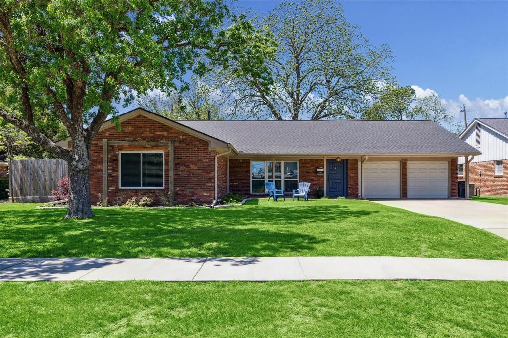 2910 Freshmeadows Dr, Houston, TX 77063 - House Rental in Houston, TX ...