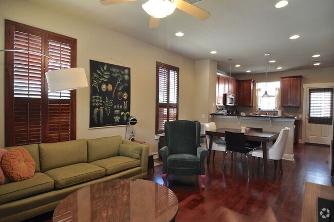 Apartments for Rent Near University of Texas at Austin Austin Campus ...