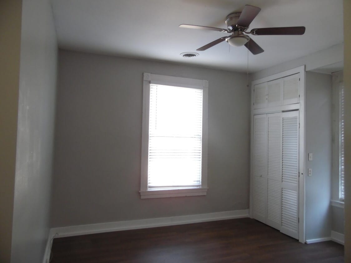 547 N Broadway Unit 2B, Lexington, KY 40508 - Room for Rent in ...