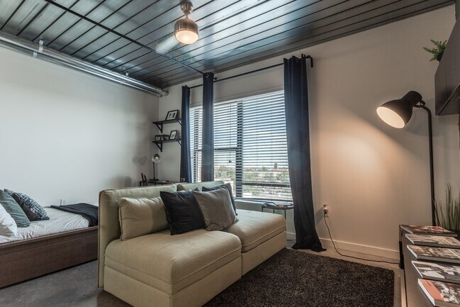 Mid Main Apartments - Houston, TX | Apartments.com