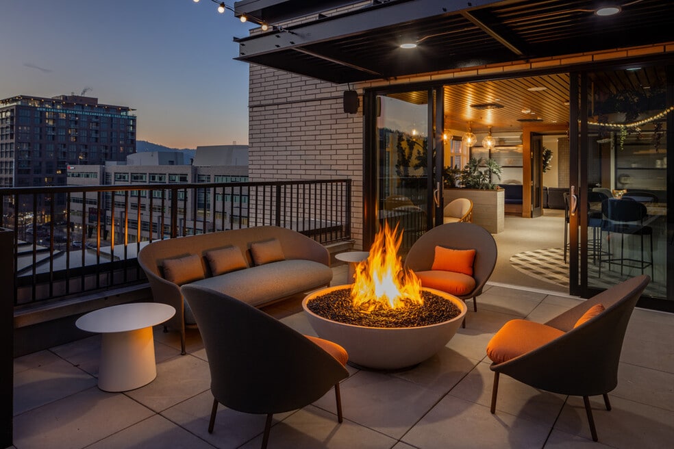 8104 SE Raymond St Unit #6, Portland, OR 97206 - Room for Rent in ...