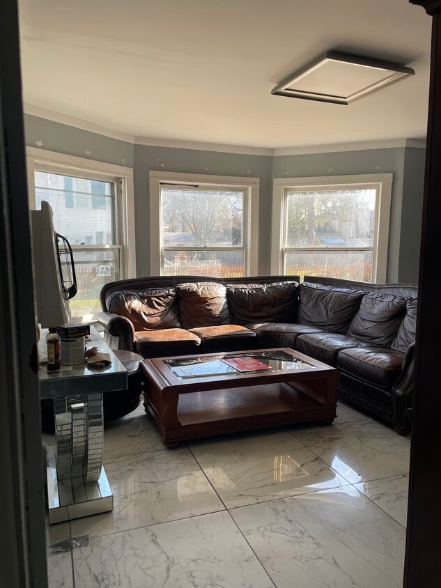 301 Riverside Ave Unit Secondfloorfront, Scotia, NY 12302 - 301 ...