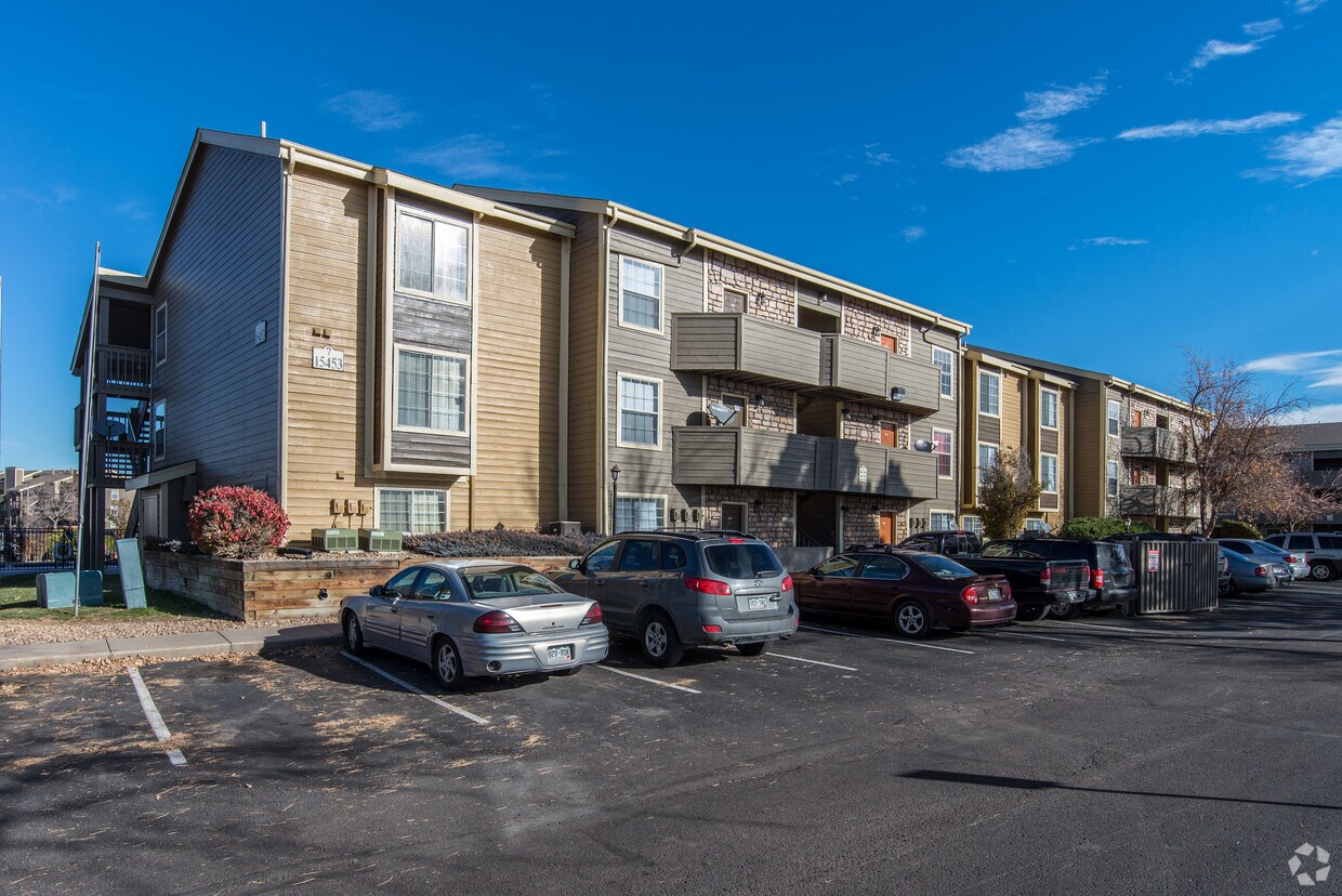 Silverbrook - Apartments in Aurora, CO | Apartments.com