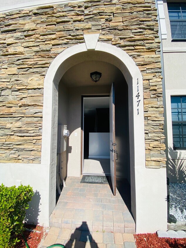 11471 SW 248th Ln, Princeton, FL 33032 - Townhome Rentals in Princeton ...