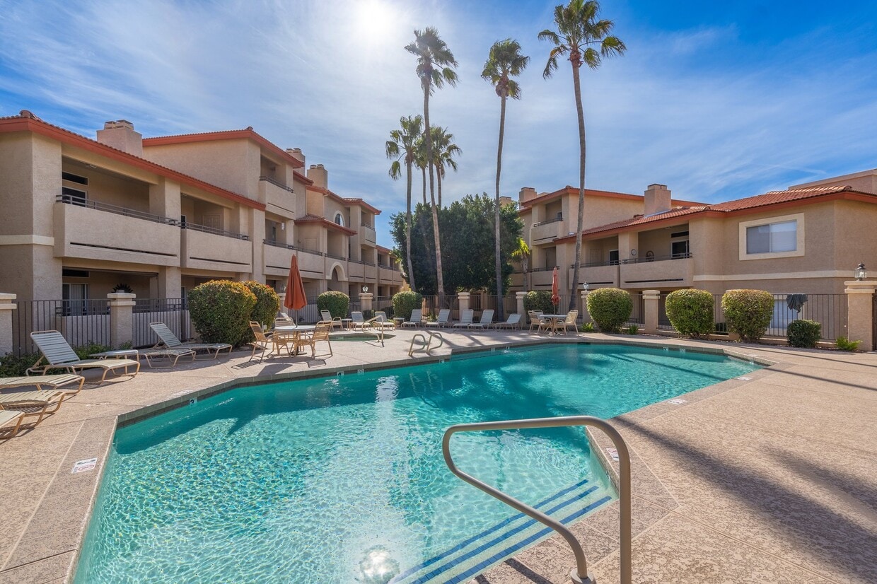 10410 N Cave Creek Rd Unit Resort Style Condo, Phoenix, AZ 85020 ...