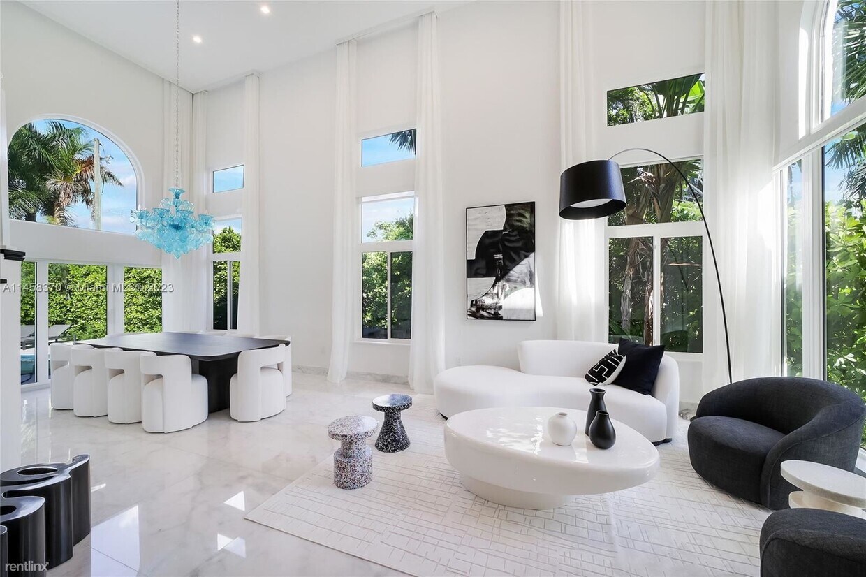 1316 N Venetian Way, Miami Beach, FL 33139 - House Rental in Miami ...