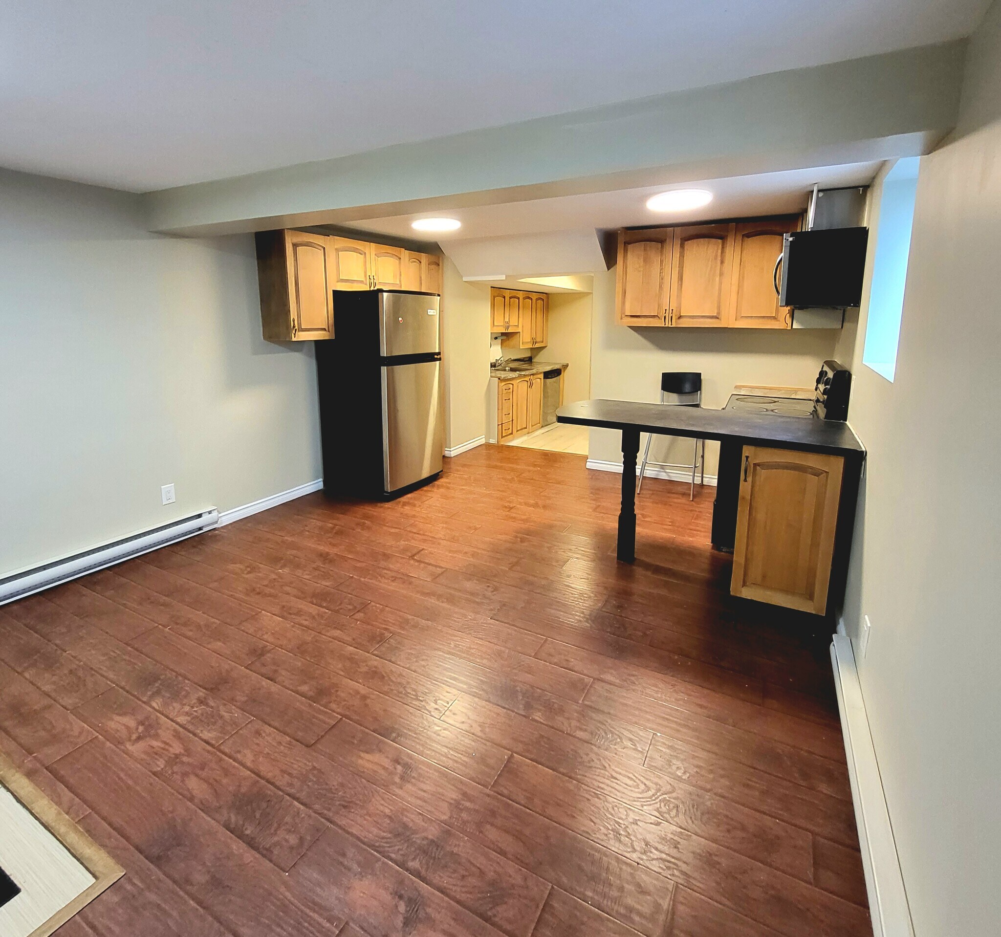 64 Bell St N Unit 3, Ottawa, ON K1R 7C7 Apartments - 64 Bell St N ...