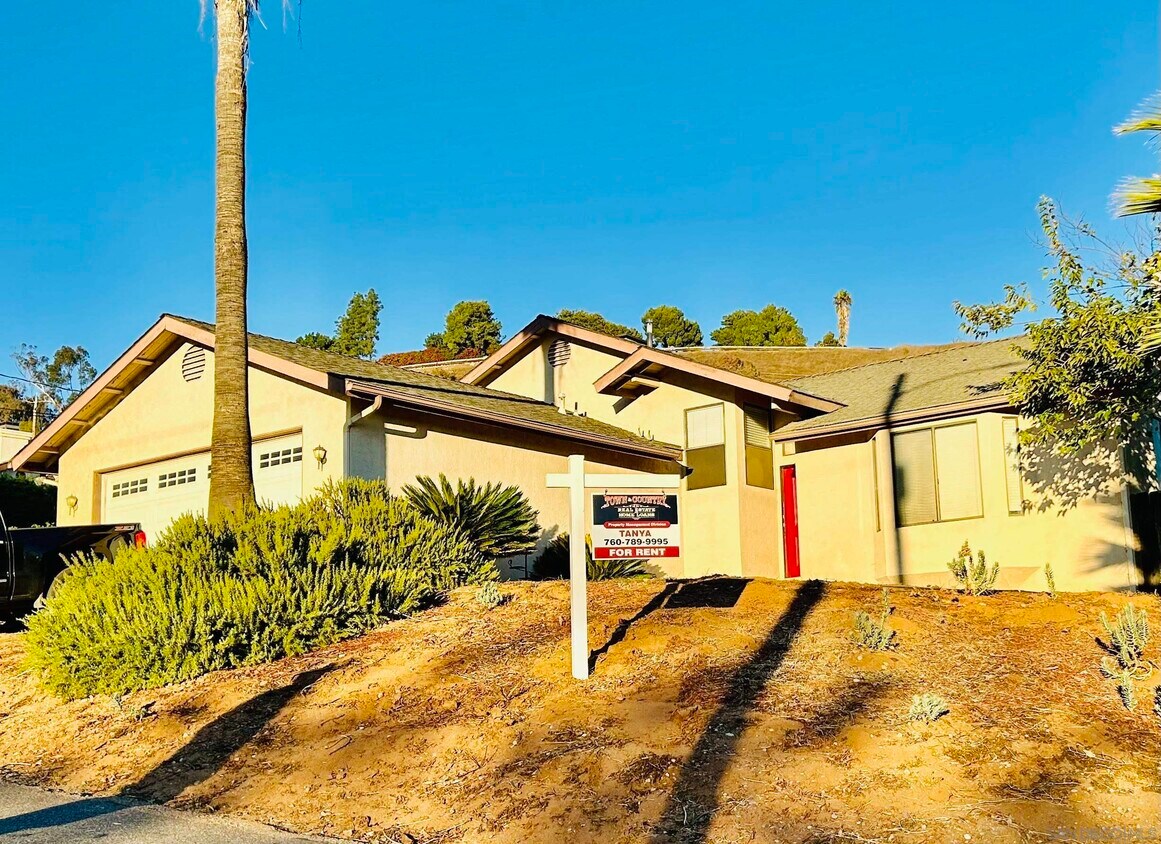 12156 Lakeside Ave, Lakeside, CA 92040 - House Rental in Lakeside, CA ...