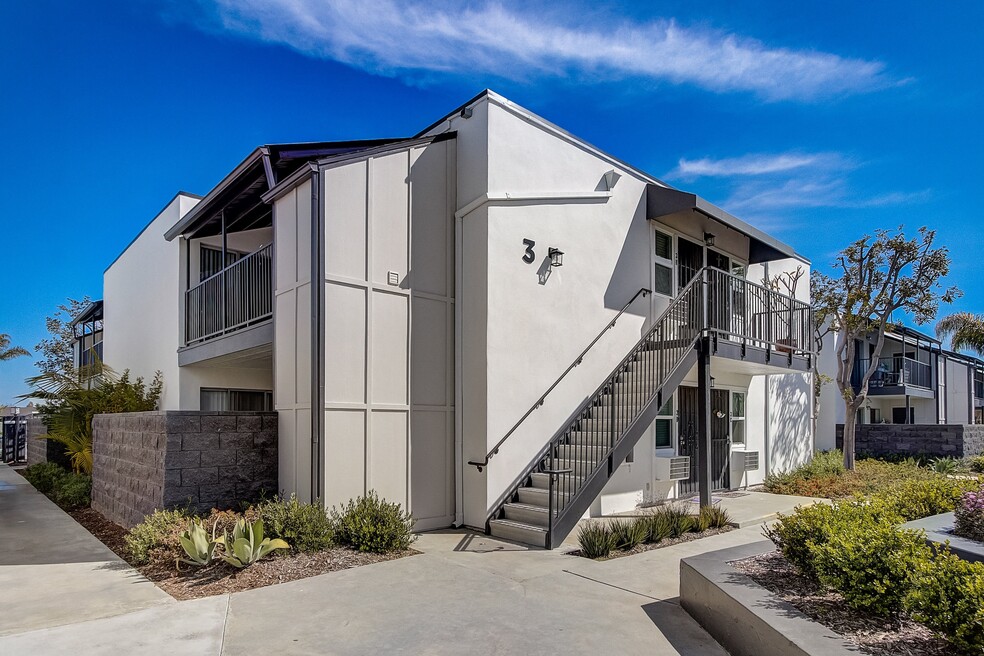 2 Bedroom Apartments for Rent in Huntington Beach CA | Apartments.com