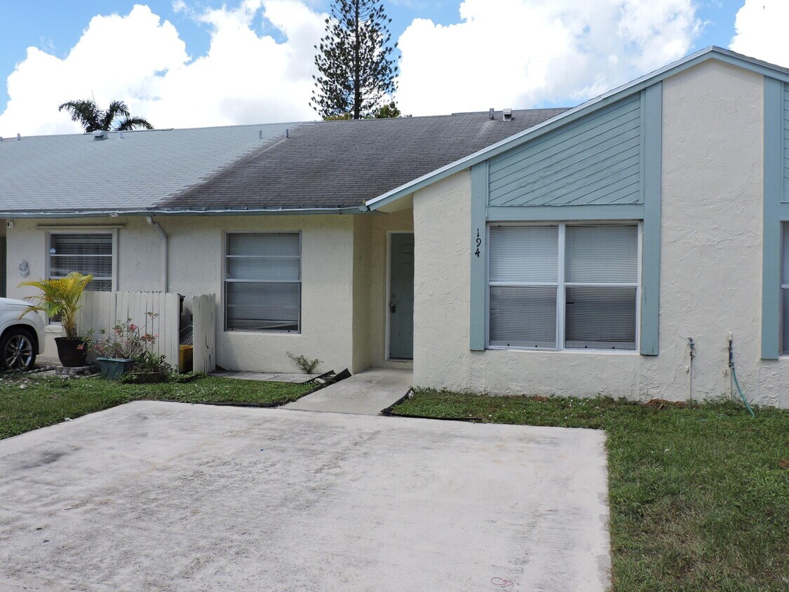 194 Pinewood Ct, Jupiter, FL 33458 - Townhome Rentals in Jupiter FL ...