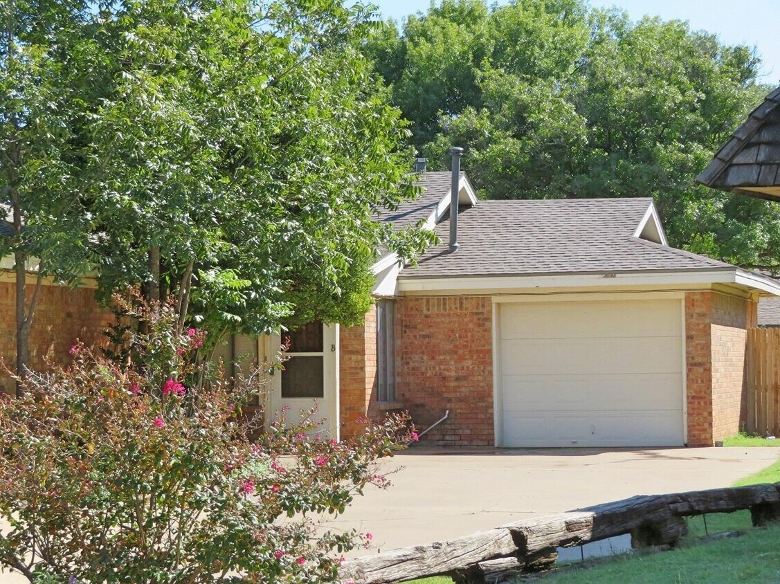 4413 75th Dr, Lubbock, TX 79424 - Townhome Rentals in Lubbock TX ...