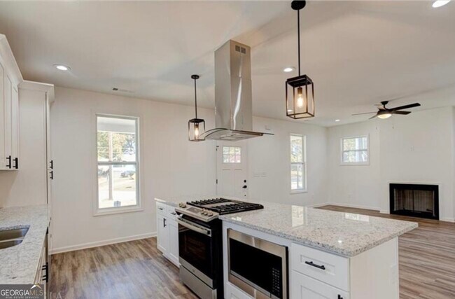 1910 Connally Dr, East Point, GA 30344 - House Rental in East Point, GA ...