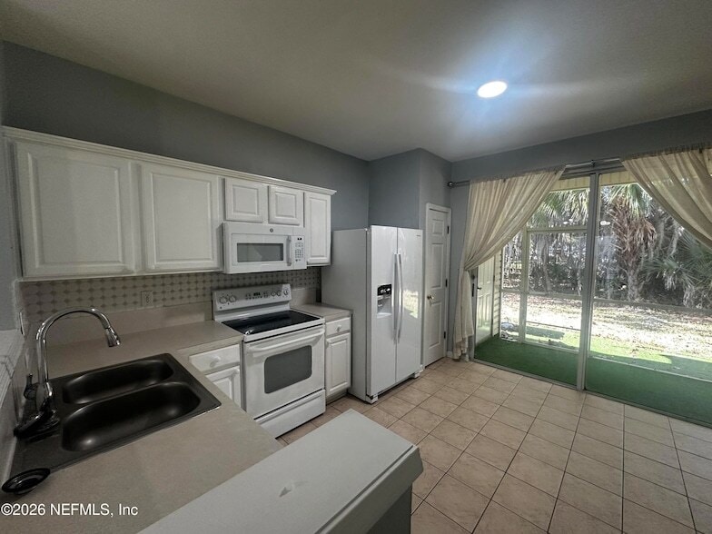 3548 Lone Tree Ln, Jacksonville, FL 32216 | Apartments.com