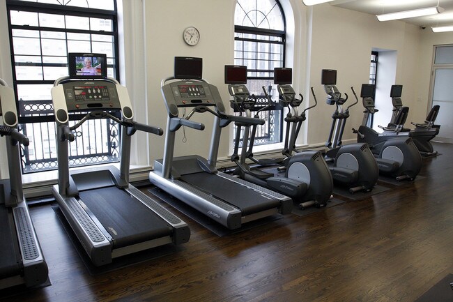 The Belmont by Reside Apartments - Chicago, IL | Apartments.com