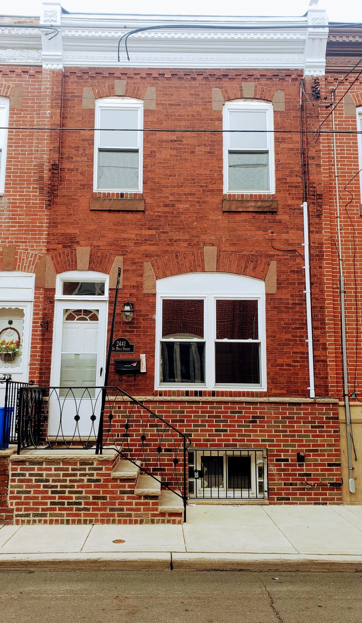 2441 S Mole St, Philadelphia, PA 19145 - Townhome Rentals in ...