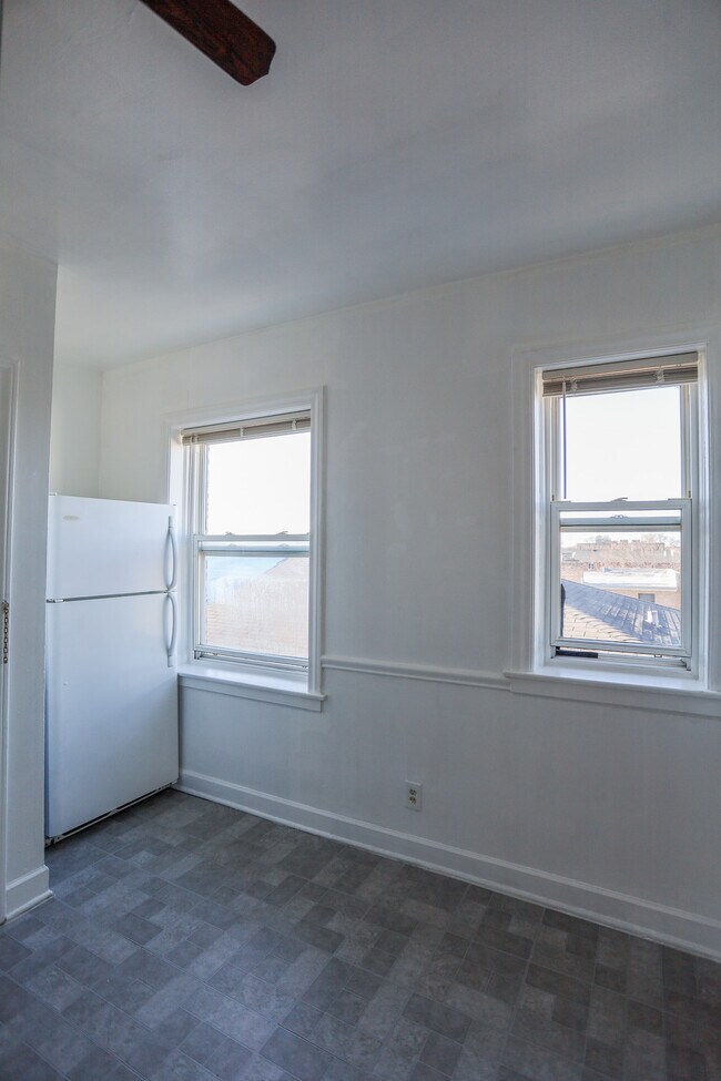 5930 N Northwest Hwy Unit #2C, Chicago, IL 60631 - Apartments in ...