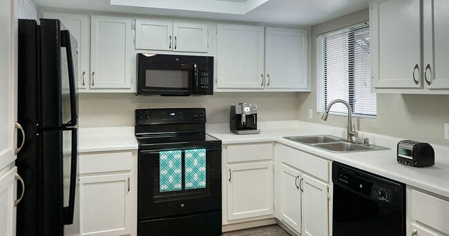 The Enclave Apartment Homes Apartments - 3255 S Dorsey Ln Tempe, AZ ...