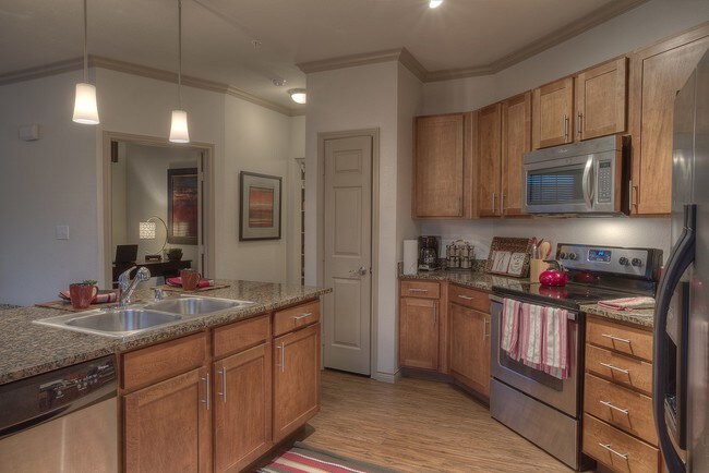 Trinity Bell Gardens Apartments Apartments - Fort Worth, TX ...