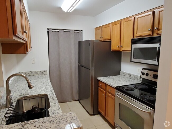 Parc Reston Apartments under $1,500 - Reston, VA - Updated Today ...