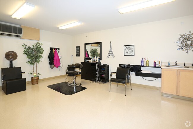 Lancaster Commons Senior Apartments Rentals - Lancaster, NY ...