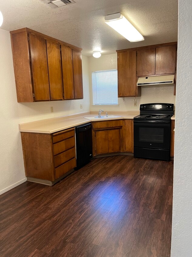 359 Wolfe Ave Unit Wolfe, Turlock, CA 95380 - 359 Wolfe Ave Turlock, CA ...