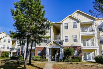 Colonnade at Regency Rentals - Jacksonville, FL | Apartments.com