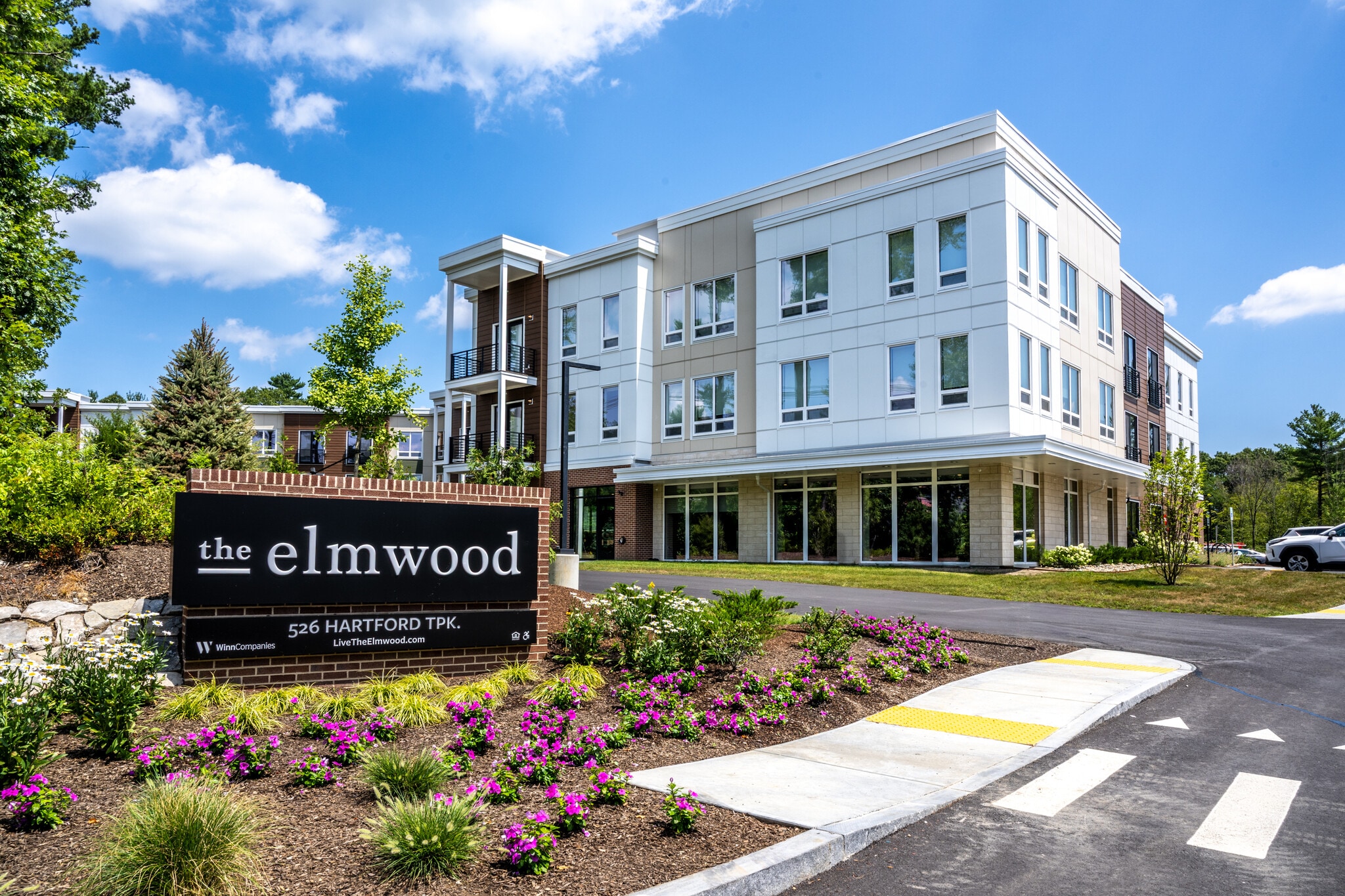 The Elmwood - 526 Hartford Tpke Shrewsbury, MA 01545 | Apartments.com