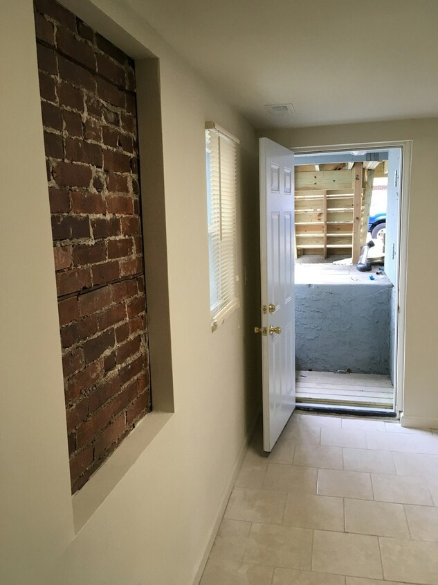 25 S Oakland Ave Unit Lower Level, Ventnor City, NJ 08406 - Room for ...