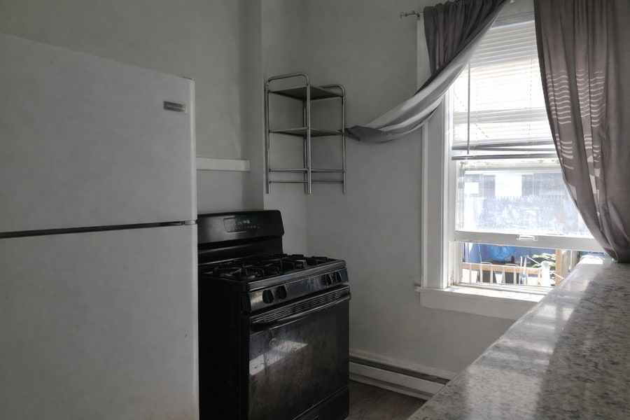 2174 W 103Rd St Unit 2, Cleveland, OH 44102 - Room for Rent in ...