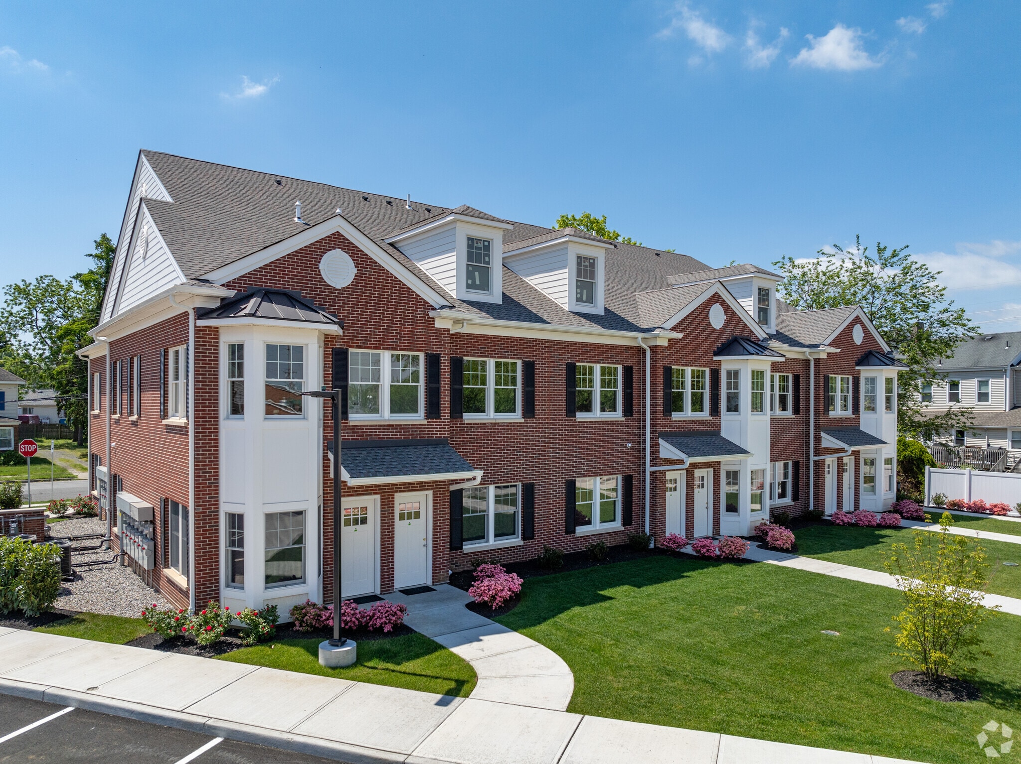Shrewsbury Manor at Allen Place - 26 Allen Pl Red Bank, NJ 07701 ...