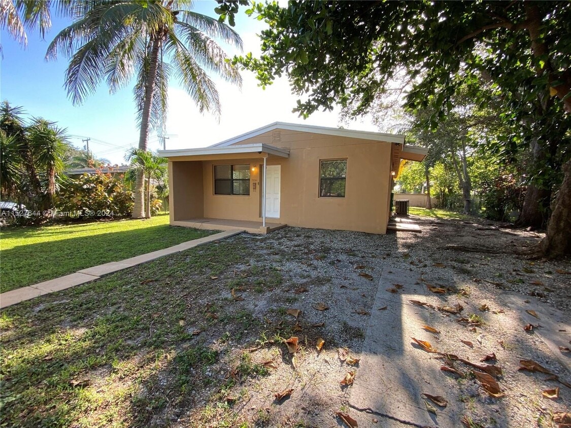 15741 NE 15th Pl, North Miami Beach, FL 33162 - House Rental in North ...