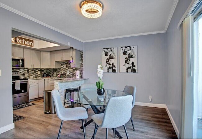 429 Silver Beach Rd, Lake Park, FL 33403 - Townhome Rentals in Lake ...