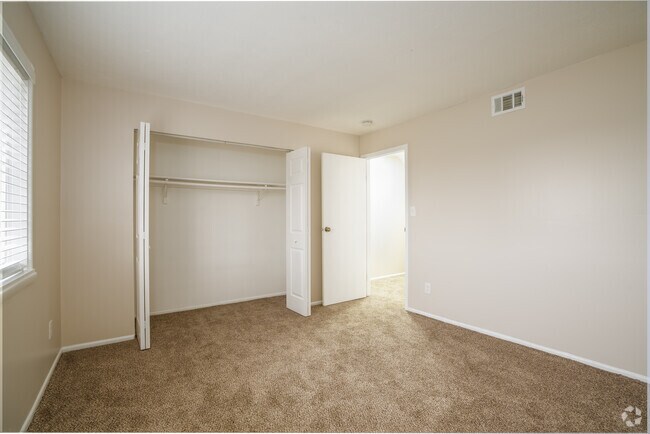 Berkley Commons - Apartments in Indianapolis, IN | Apartments.com