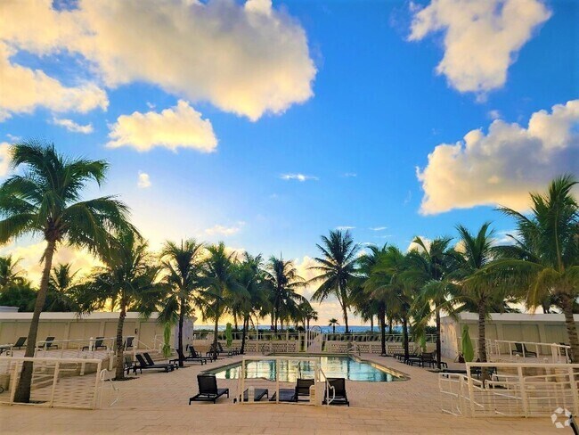 Oceanfront Apartments for Rent with a Yard - Miami Beach, FL - 5 ...