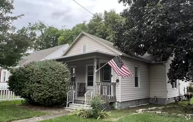 Houses for Rent with Yard in Arrowsmith IL