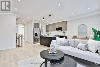 Apartments, Condos and Houses for Rent in Pickering, ON - 98 Rentals ...