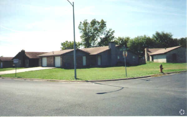 Raton Pass, Austin, TX 78724 - Raton Pass Austin, TX 78724 | Apartments.com