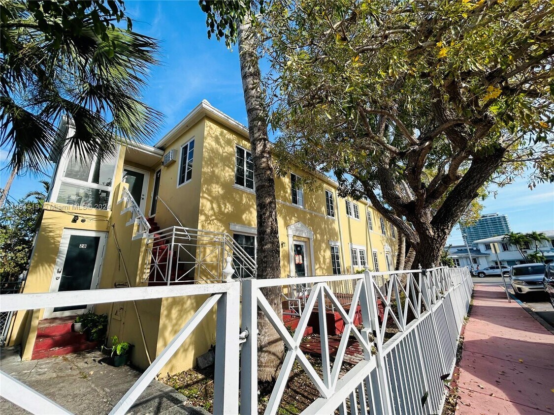 7501 Byron Ave Unit 4B, Miami Beach, FL 33141 - Apartments in Miami ...
